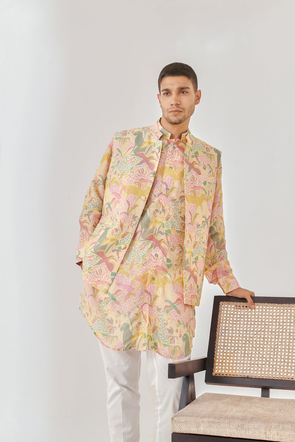 Shaye Cream Floral Kurta Bandi Set – QB - QUINTESSENTIAL BASICS