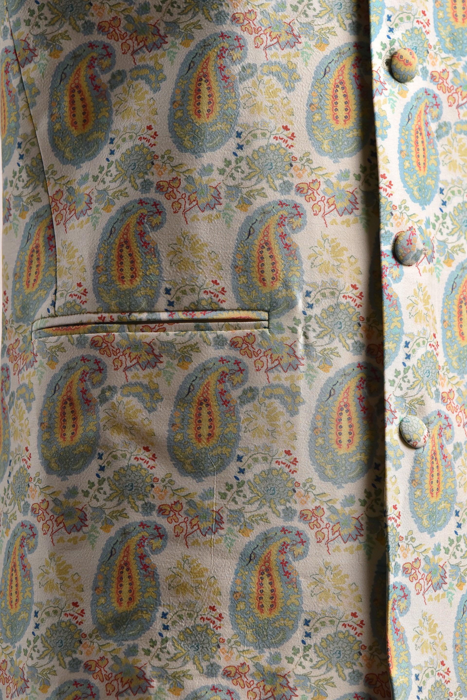 Paisley Cream White - Russian Silk - Bandi – QB - QUINTESSENTIAL BASICS